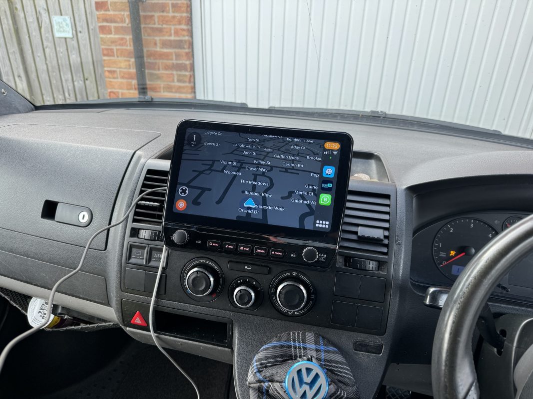 VW T5.1 Transporter 2010-2015 Android 13 Head unit with Android auto ...