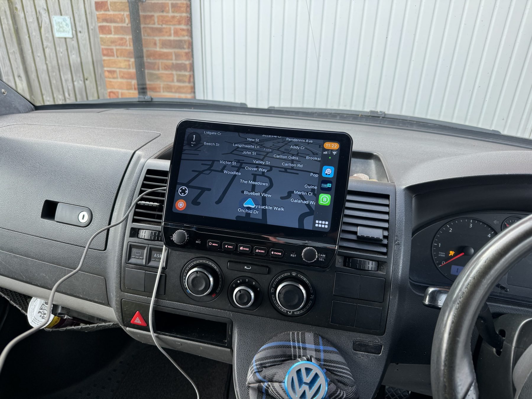 VW T5.1 Transporter 2010-2015 Android 13 Head unit with Android auto ...