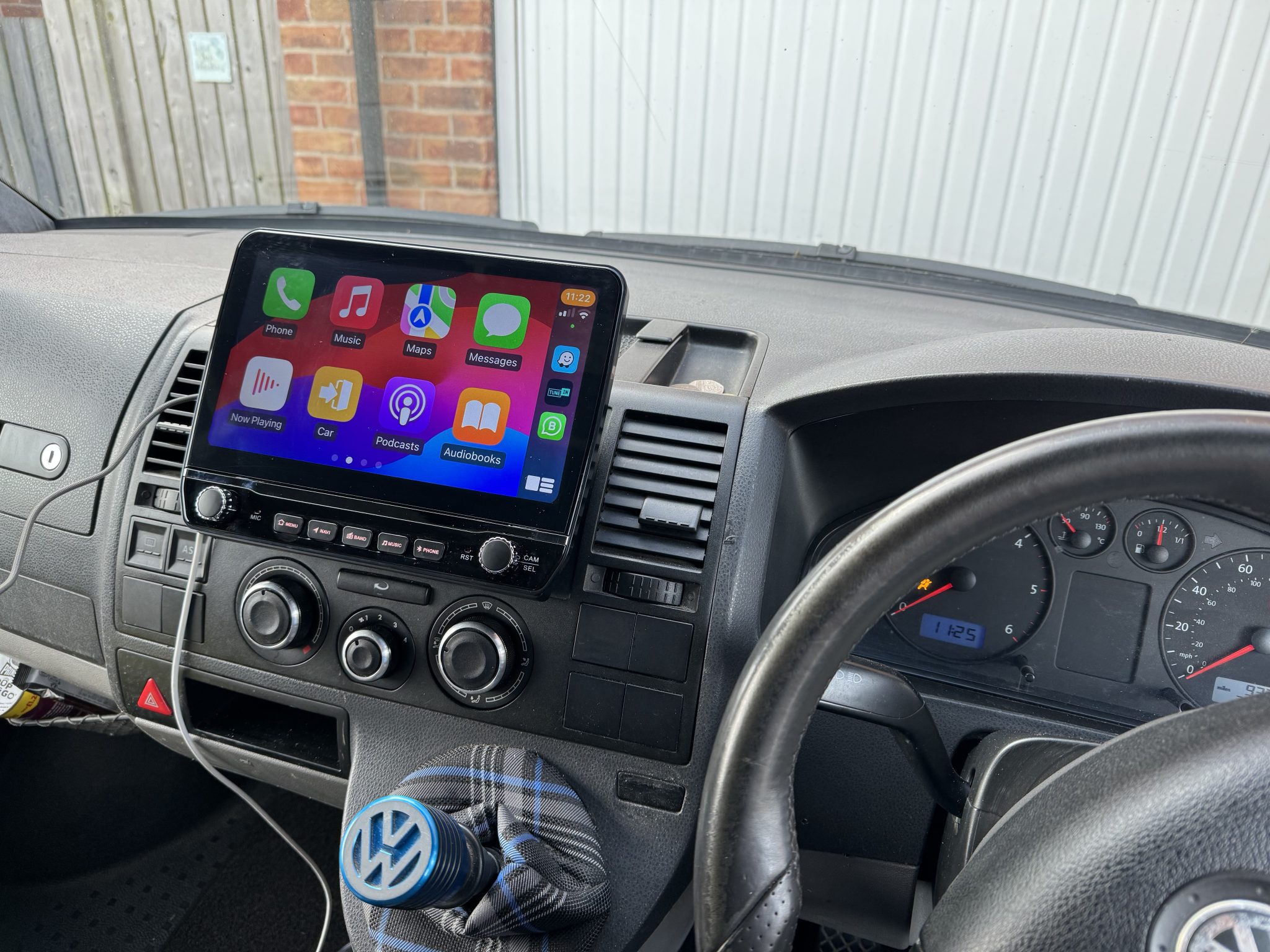 VW T5.1 Transporter 2010-2015 Android 13 Head unit with Android auto ...
